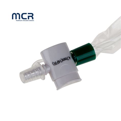 Endotracheal And Tracheostomy Tube Compatible Closed Suction Catheter System T Piece 24hours