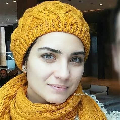 Tuba B Y K St N Turkish Beauty Cute Love Couple Turkish Actors Fasion Crochet Scarf