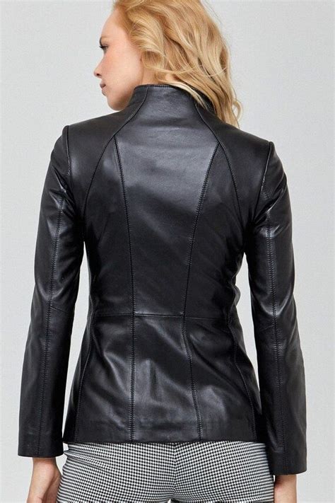 Pin En Model