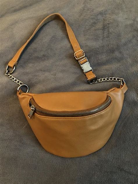 Сумка бананка — ціна 250 грн у каталозі Бананки Купити аксесуари за доступною ціною на Шафі