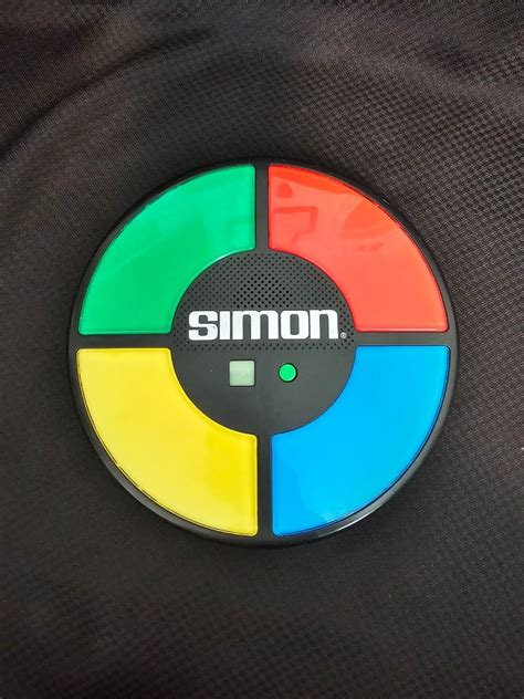 Lot 22 Simon Memory Game