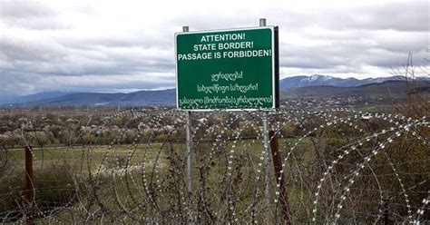 სუს ოკუპანტებმა საქართველოს 3 მოქალაქე დააკავეს 2 მათგანი უკანონო პატიმრობაში რჩება ტაბულა