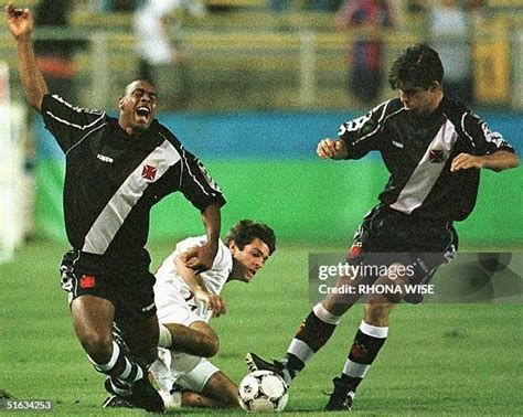 237 Juninho Of Vasco Photos And High Res Pictures Getty Images
