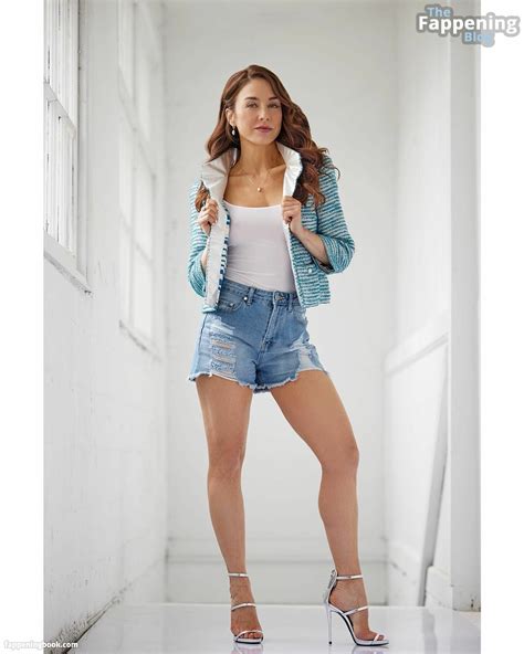 Erin Karpluk Nude The Fappening Photo Fappeningbook
