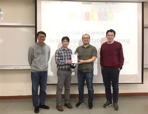 資管系專題演講 On Data Science With Graph Representation Learning 國立臺灣大學 管理學院院訊