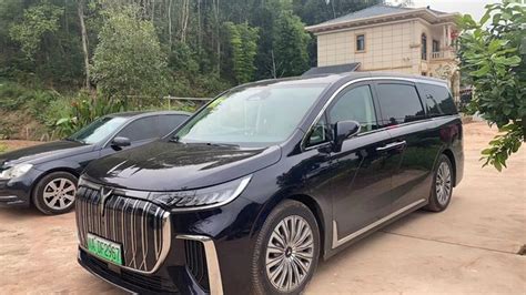 Воя Дрим 2023 Привет тип кузова Минивэн 429 л с АКПП 4 вд