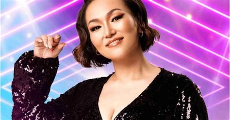 Дуучин Ө УЯНГА Ажлаасаа шалтгаангүй шахуу халагдчихлаа · Dorgio Mn