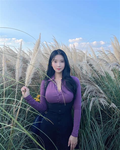 Busty Korean Girl Rrealasians