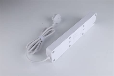 Power Strip Uk Socket With 4 Uk Outlets Extenstion Sockets Power Strip And Uk Outlets