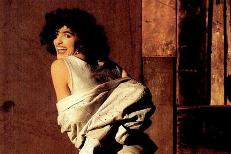 Young Mariska Hargitay See Her Modeling In The 1980s Mariska Hargitay