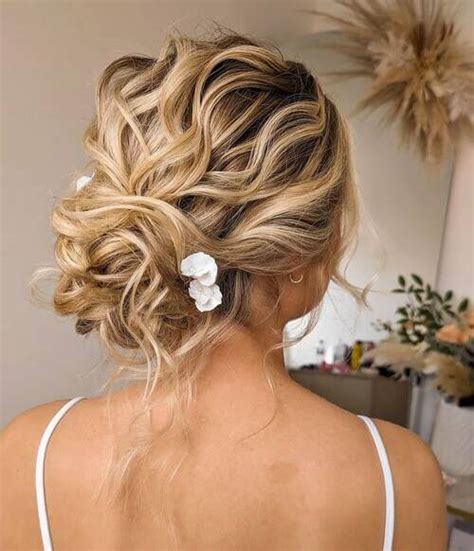 26 Gorgeous Bridal Hairstyles To Draw Inspiration From
