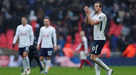 Tottenham Hotspur Vs Arsenal Harry Kane Header Seals Victory For Spurs