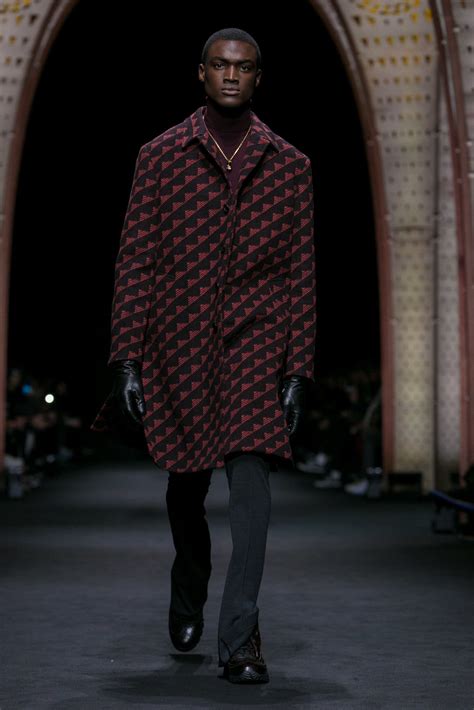 Versace Mens Collection The New York Times