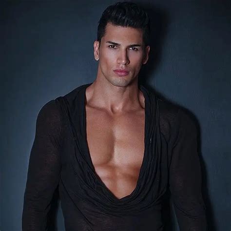 Roberto Alejandro Holaimalejandro Tiktok 分析 プロフィール、動画、ハッシュタグ Exolyt