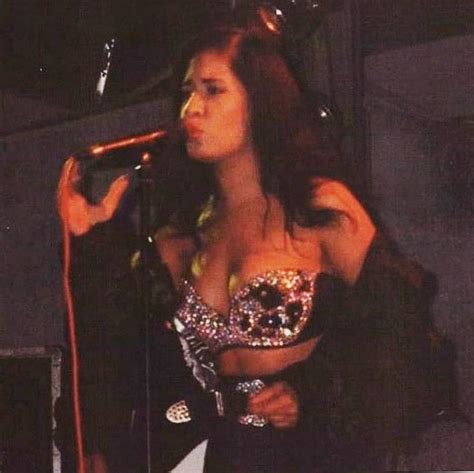 Pin De Fresia Pebbles En Selena Q P Rez Selena Quintanilla Selena Fotos De Selena