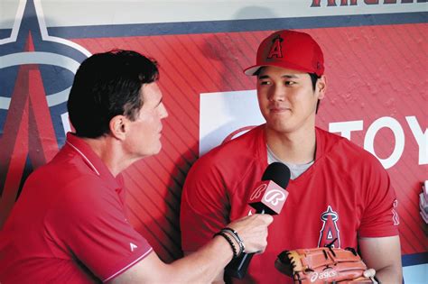 これは珍しい！大谷翔平が『通訳なし』名物解説者とやり取り 試合前に1対1インタビュー【mlb】：中日スポーツ・東京中日スポーツ