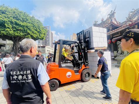 台中樂成宮中元普度 捐贈物資攜手送暖挹注愛心