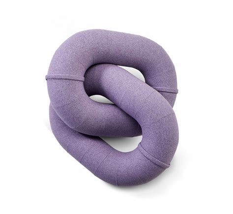 Link Loop Make Being Seated Look Oh So Good