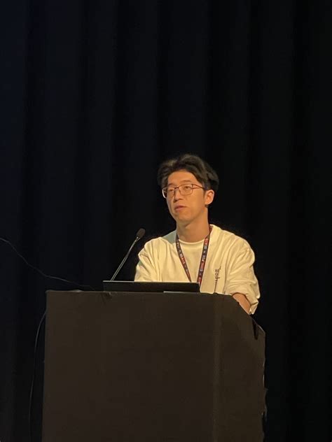 Emnlp Ai Nlp Research Miami Machinetranslation Largelanguagemodels Zhonghe Zhang