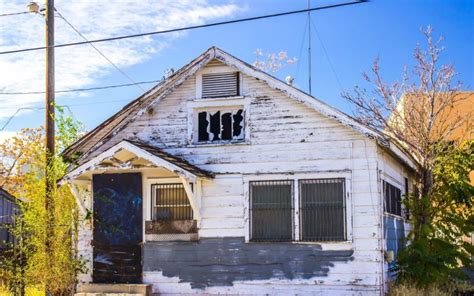 Are Uneven Floors Common In Older Homes