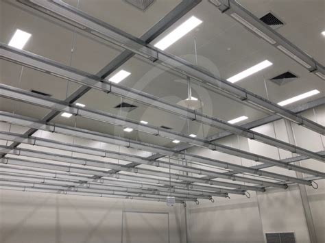 รับออกแบบและสร้างห้องคลีนรูม รับออกแบบและสร้างห้องสะอาด ห้องปลอดเชื้อ ห้องผลิตชิ้นส่วนอิเลคท