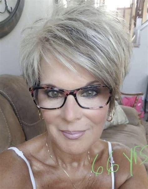 Perfect Frames What S The Best Color Glasses For Gray Hair Artofit