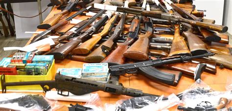 Les Français Ont Rendu Les Armes
