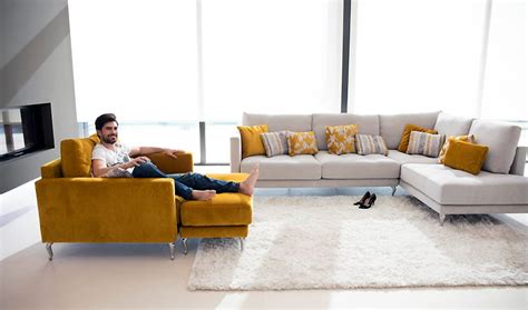 Cómo Combinar Sofás Y Sillones Para Renovar Tu Salón