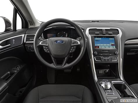 2019 Ford Fusion Reviews Price Specs Photos And Trims Drivingca