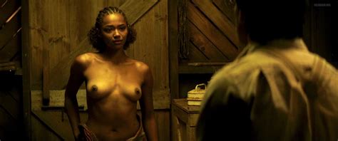 Naked Berta V Zquez In Palmeras En La Nieve