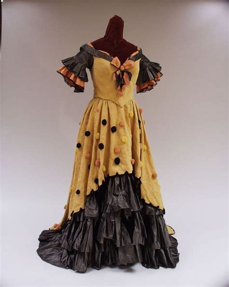 Costume For La Traviata 1966 Courtesy The Metropolitan Opera Archives