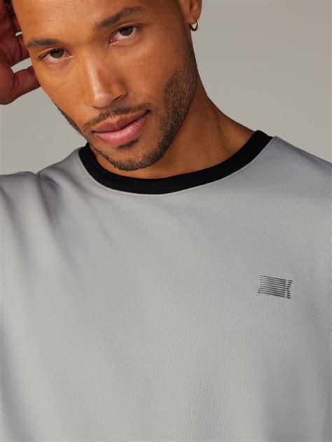 Breakout Base Layer Tee Savage