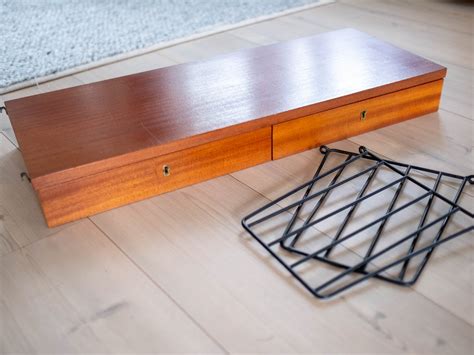 Stringhylla Med Lådor — Reprobruket