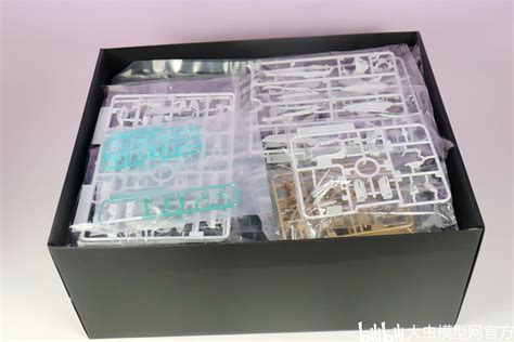무한신성 1100 룰링ruling 재결 신춘 한정판 현지 리뷰 정리 구성품 및 런너 ~ 어바웃하비