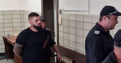 След 400 шева и месец по късно Георги Николаев остава в ареста не признава вина Btv Новините