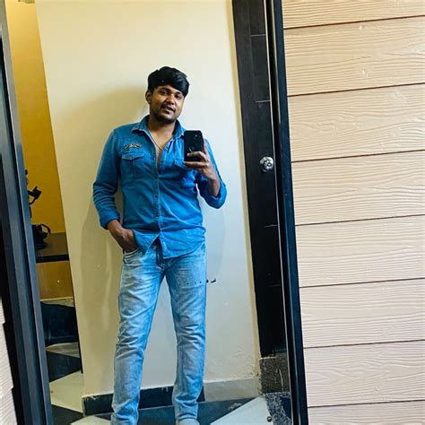 Syed Farhan Graphic Designer G2 Multimedia Linkedin