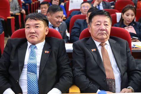 УИХ ын гишүүн АН ын дэд дарга Б Пүрэвдорж аймгийн ИТХ ын ээлжит хуралдаанд оролцов