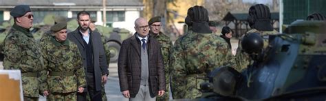 Министар Вучевић обишао Прву бригаду копнене војске Министарство одбране Републике Србије