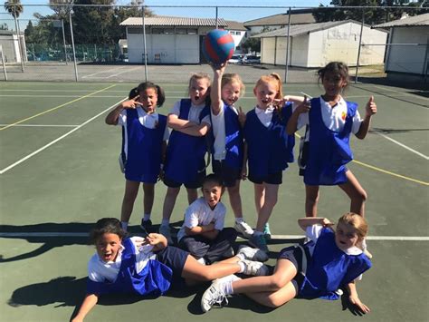The U8 Netball Girls Had A Round Robin Edgemead Primary
