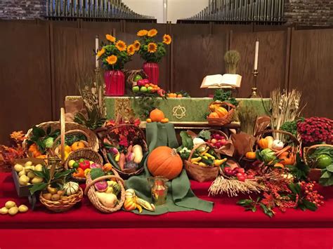 تم شب یلدا برای عروس و داماد ایده های تزیین دسته گل و میز