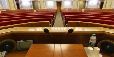 У Раду викликали Кубракова та Наєма обговорити захист критичної інфраструктури Читайте на Ukr Net