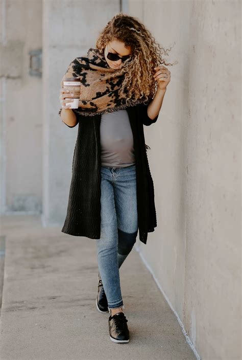 20 Stylish Maternity Fall Outfit Ideas Fall Maternity Outfits