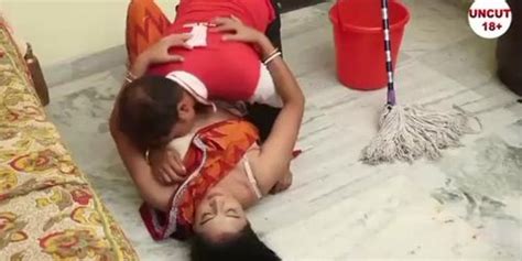 Wife Ke Jaane Ke Baad Kaamvali Ki Kari Jabardast Chudai Tnaflix Com