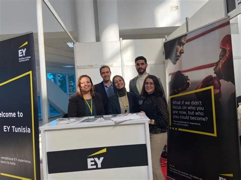 Eya Ghodhbeni บน Linkedin Jobfair Pfe Internships