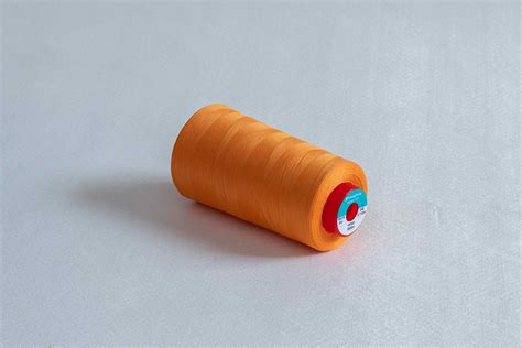 2022 Guide High Quality Textured Polyester Sewing Thread