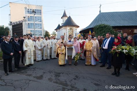 Foto Sfințirea Bisericii „sfântul Iulian Din Tars” Iași 2018 Doxologia