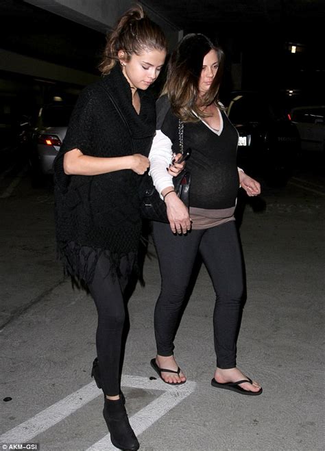 Selena Gomez Pregnant