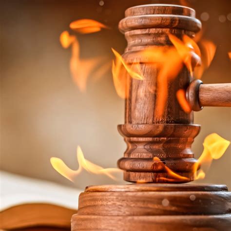 ადვოკატი ნინო ხაჟალია Lawyer Nino Khazhalia Tbilisi