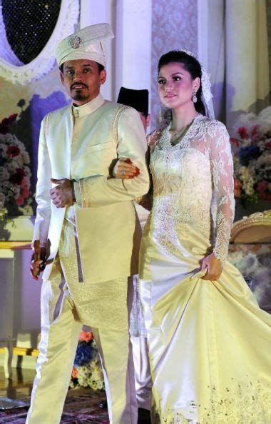 Lisa Surihani Dan Suami