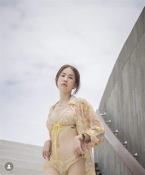 “พลอย ภัทรากร” เดือดมาก สวมบิกินีตัวน้อยสีหวานอวดไซส์มินิ